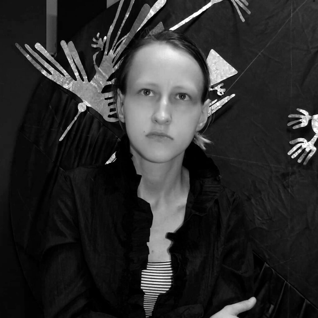 Irina Novikova - Farside Review | Literary Magazine